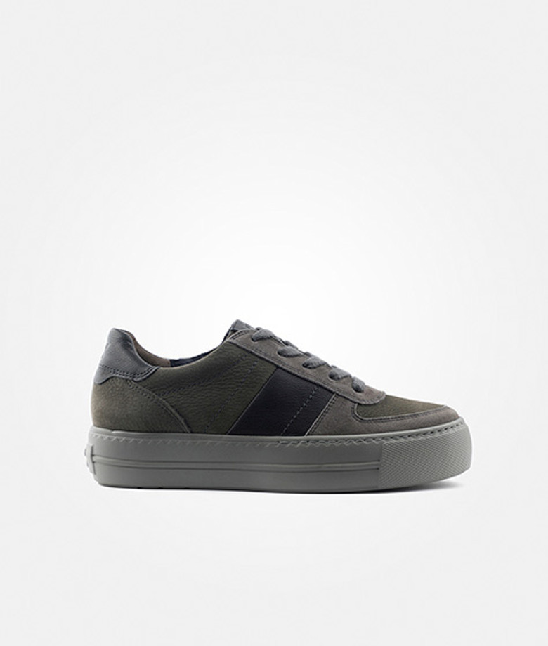 Discover the new Paul Green collection online