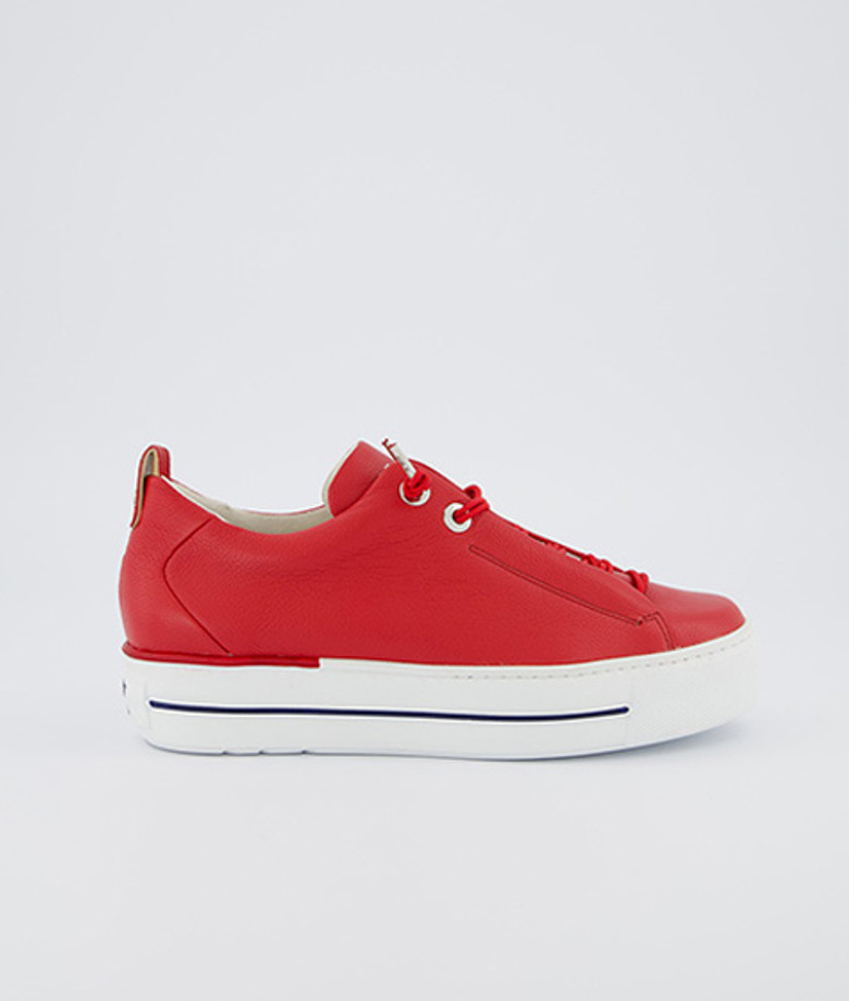 Discover the new Paul Green collection online