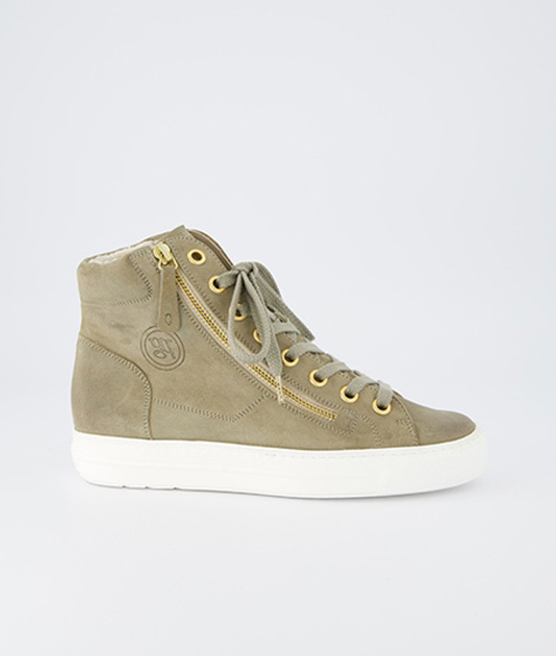 Discover the new Paul Green collection online